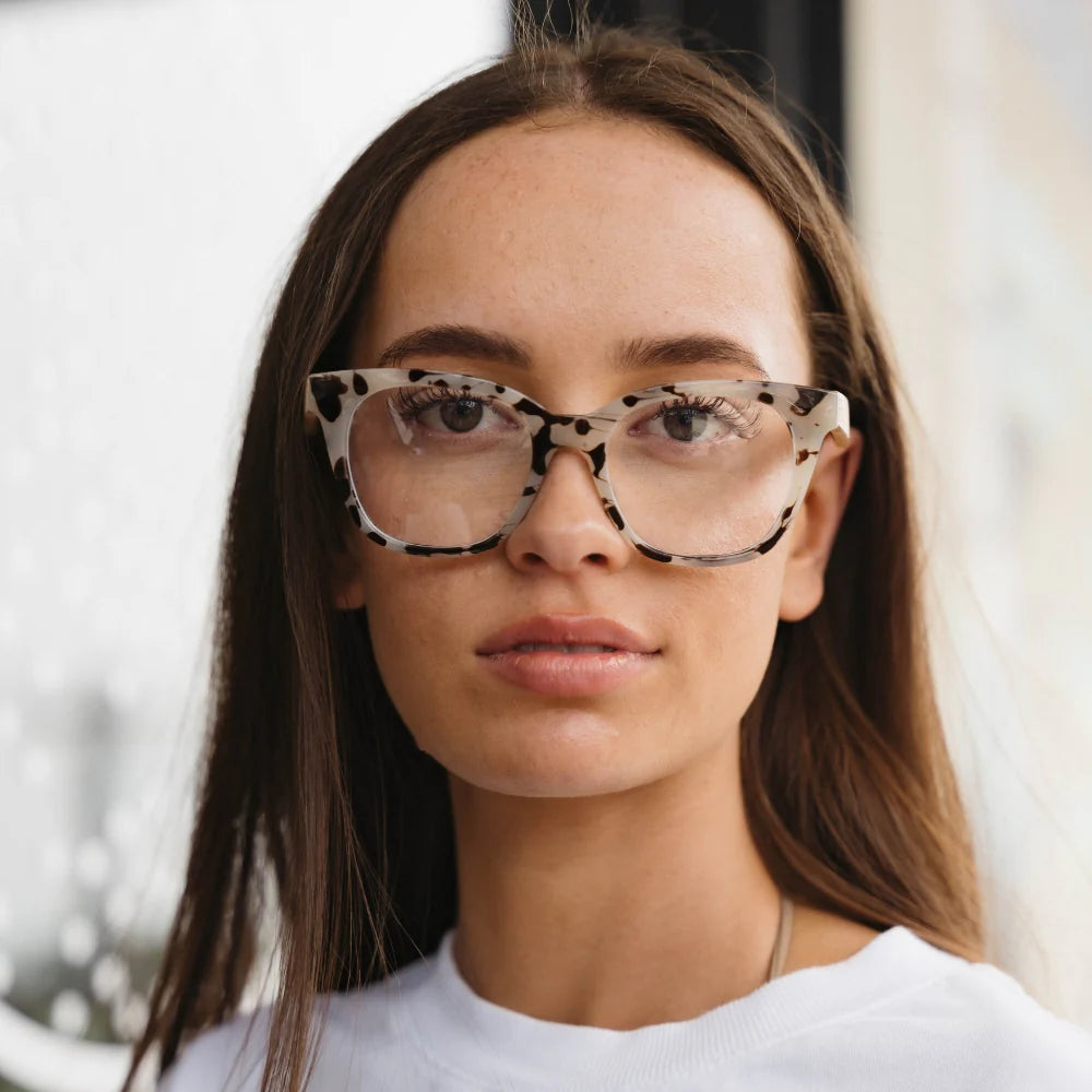 TYDE | Glasses / Lila Grace Ivory Tortoise - Magnifying Reader